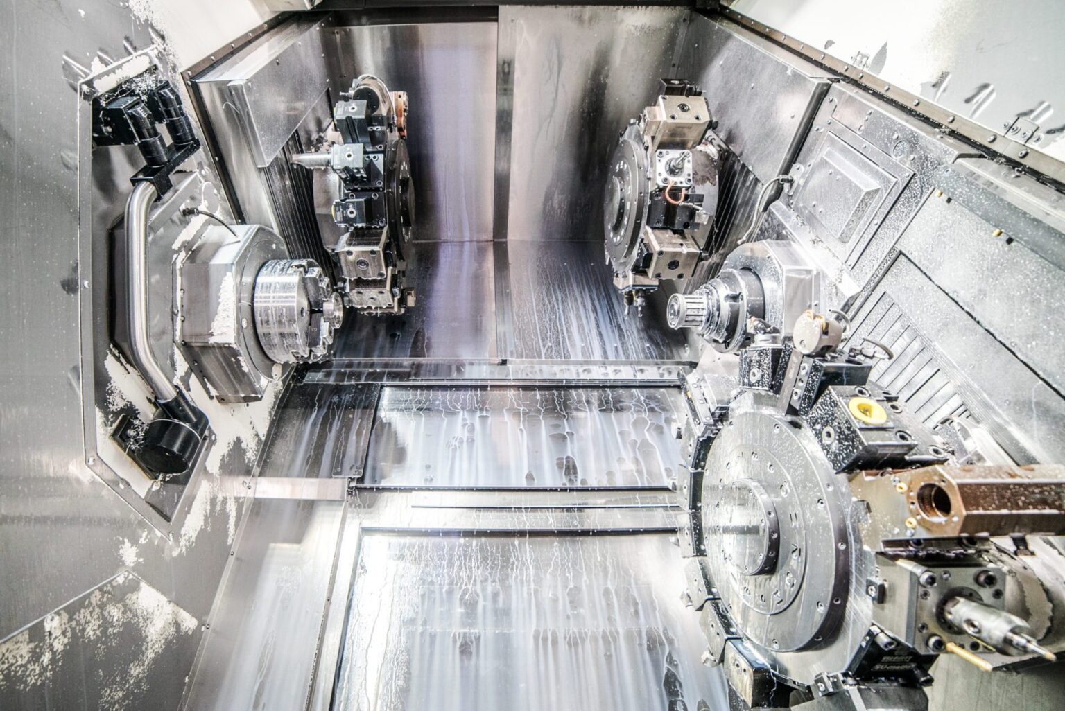 Multi-Axis CNC Machining: In-Depth Guide to Technology, Benefits, and ...
